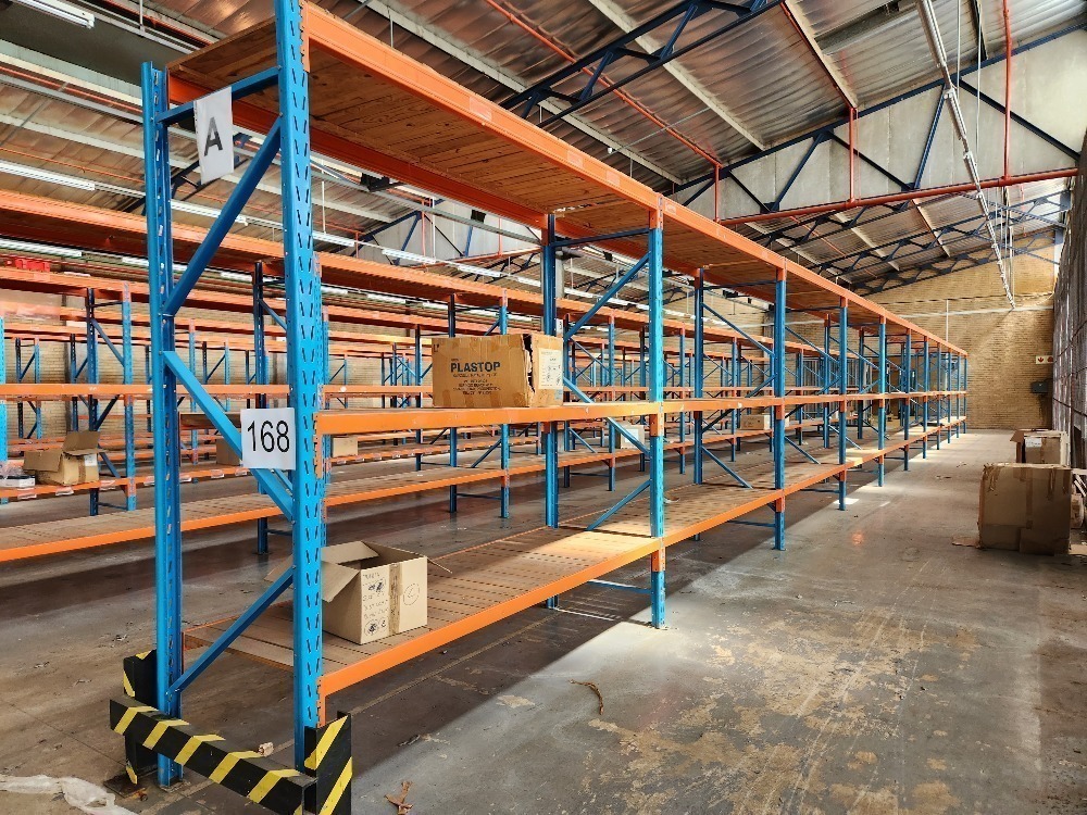 INDUSTRIAL SHELVING (10 BAYS - HEIGHT 2840, DEPTH 900, LENGTH 2800 PER ...