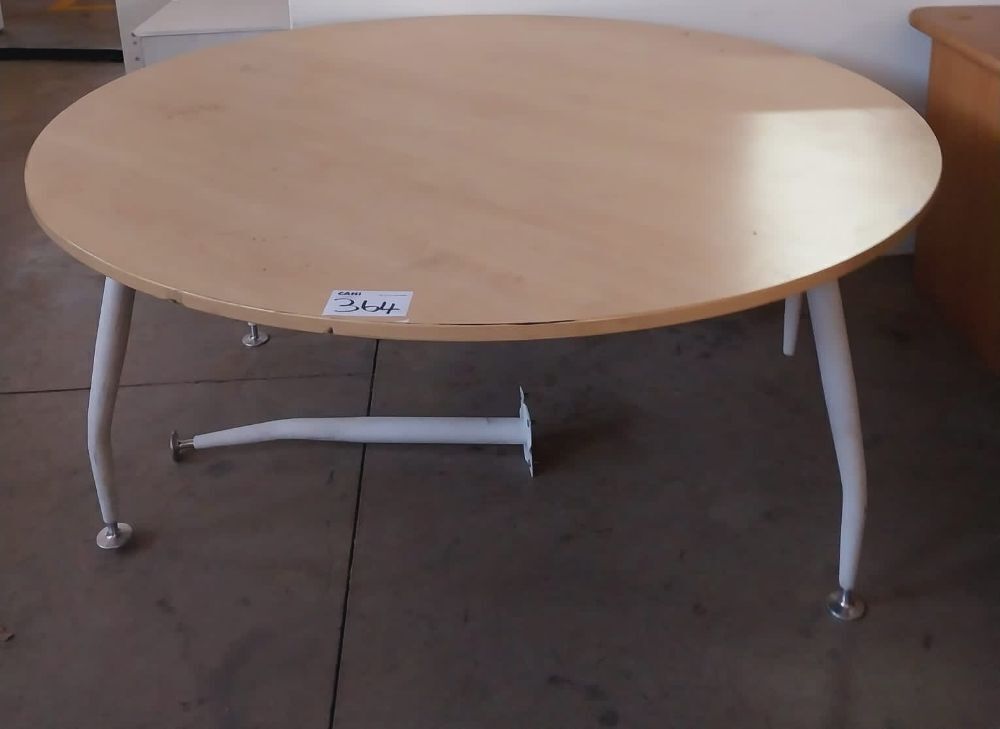 ROUND CONFERENCE TABLE ONLINE WAREHOUSE AUCTION - 24 & 25 JANUARY 2024 ...